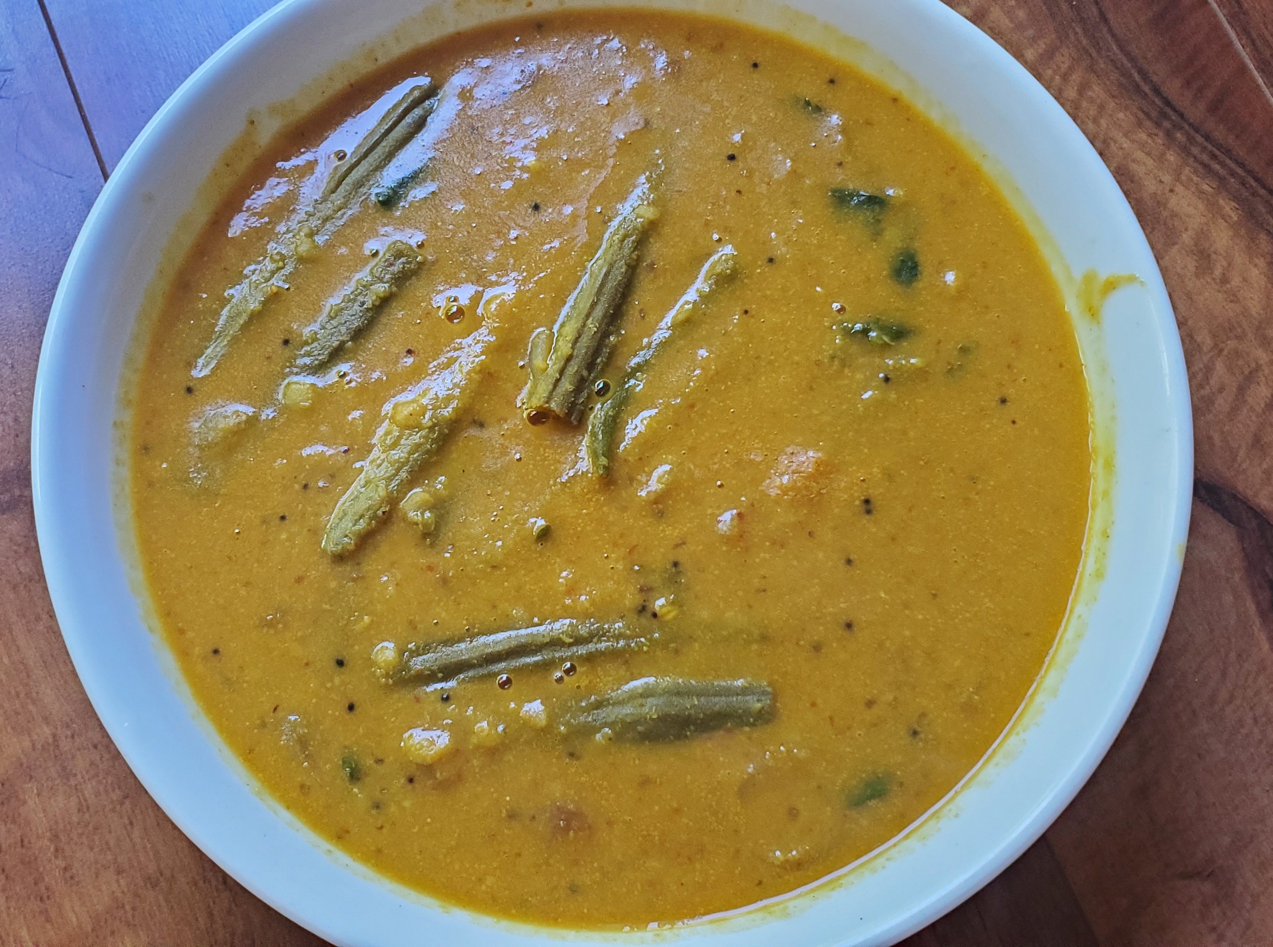 Araichuvitta sambar | Arachu Vitta Sambar Iyengar Style | | Only Vegetarian